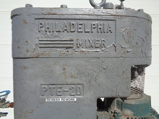 30 HP Philadelphia Mixing Solutions #PTE-20, IRPM 1750, ORPM 56,31.2:1 ...