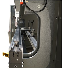 165 Ton, Haco Synchromaster #165-10-8XR, hydraulic, 10' overall, 102" between housing, 22 HP ...