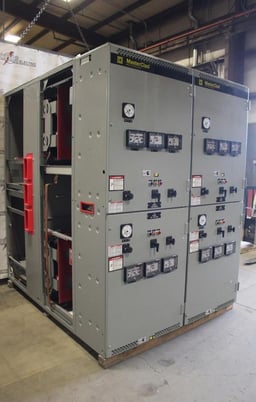 Square D #MasterClad, 1200 Amp, 5 KV, 5 sections w/6 breakers, new ...