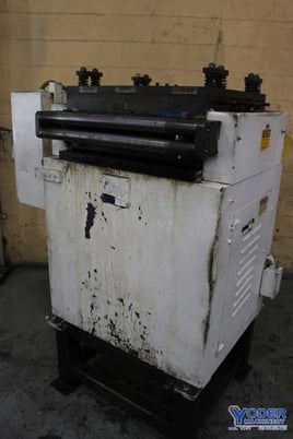 24" CMP straightener, 7 rolls, 3" pinch roll diameter, vari-speed ...