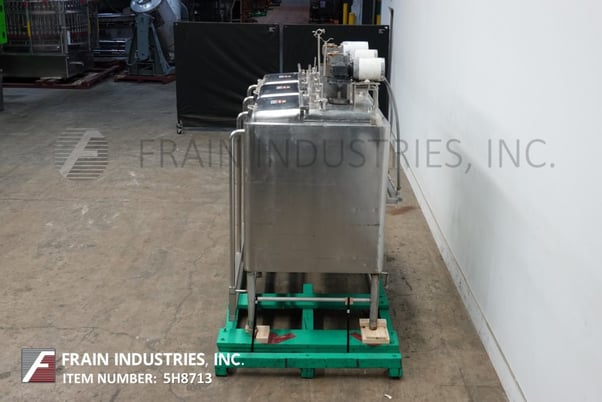 500 gallon 3 Chamber, 304 Stainless Steel flavor tank, each chamber is ...