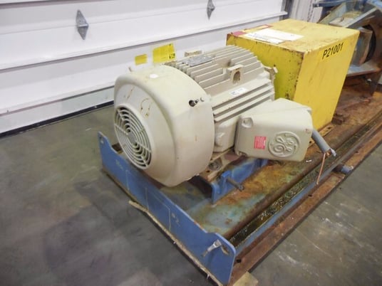 Metso #HM150-LHC-D, 6" x 4" slurry pump, 25 HP motor & frame, 1175 RPM ...