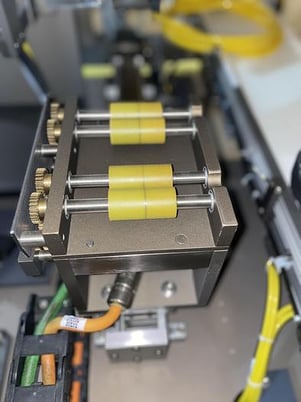 Fanuc, LR Mate 200iD, 6-Axis robotic labelling cell, R30iB Mate ...