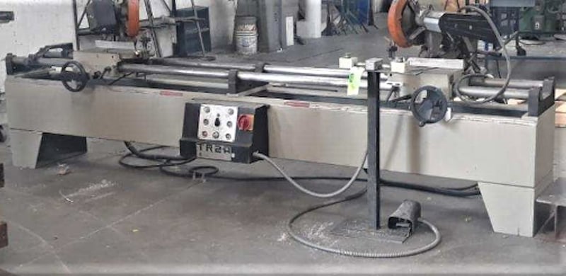 Omga #TR2-A, Dual Mitre Cold Saw Saw, 12" blade, 3400 RPM, air ...