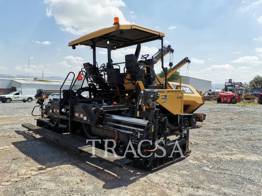 Caterpillar AP1055F, Asphalt Paver, 2850 hours, S/N: RLM00100, 2014 for ...