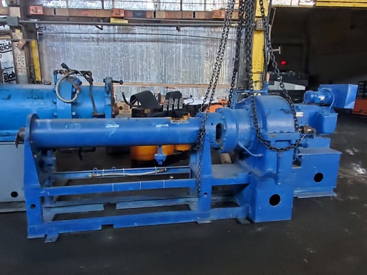 4.5" Farrel plastic extruder, 12:1 L/D, 125 HP, direct drive, lowboy ...