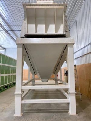 72" x 240" Simco Symons #7220-1D-HD2, Vibrating Screen, Counterweight ...