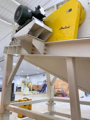 72" x 240" Simco Symons #7220-1D-HD2, Vibrating Screen, Counterweight ...