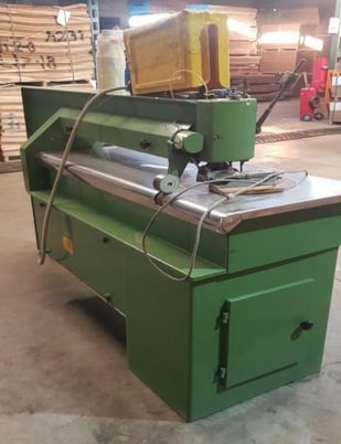 Kuper FW-1150, Zig-Zag Veneer Stitcher, 0.188" thickness, 45.25" throat ...