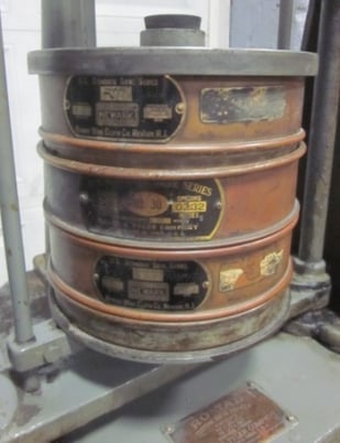 8" C.e. Tyler Tyler, Rotap Sieve, single phase, tapper, 3 sieves ...