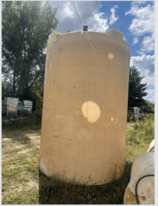 4000 gallon Vertical Poly Storage Tank for Sale | Surplus Record