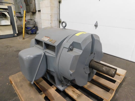 125 HP 1180 RPM Reliance Duty Master Allis-Chalmers motor, Frame 445T ...