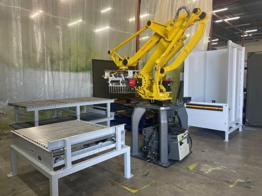 Fanuc, 410/160, complete palletizing system, 10' powered pallet, 16 ...