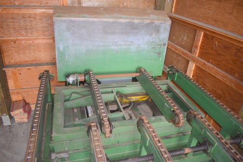 Tilt hoist with 5 strand infeed chain deck, hydraulic tilt & chain ...