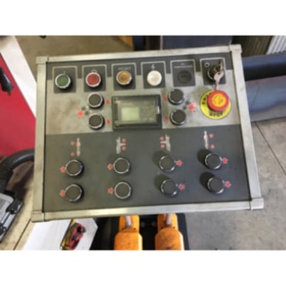 4" x 4" x 3/8" Akyapak #APK-101, 12.4dia. of dies, 3.93" shaft diameter ...