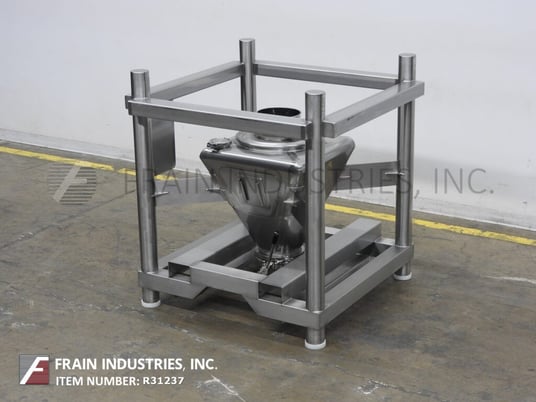 Tote System, 150 liter 316 Stainless Steel tote/bin, 25" W x 25" L x 25 ...