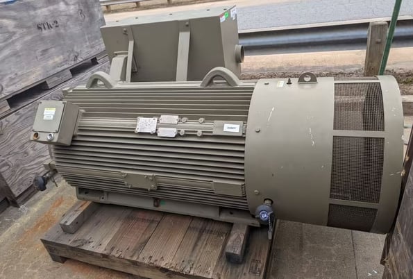 600 HP 1785 RPM General Electric, Frame 5013S, TEFC, 2300/4000 Volts (2 ...