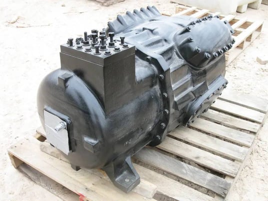 York, Bare 6-Cylinder Reciprocating Compressor, Semi-Hermetic Driven ...