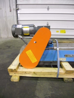 Bunting vertical magnetic conveyor with bucket for Sale | Surplus Record