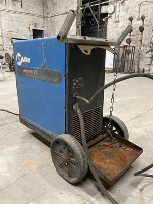 Miller #250 CV-DC, Wire-Feeder Welder, MIG and FCAW Welding, 28 V, 200 ...