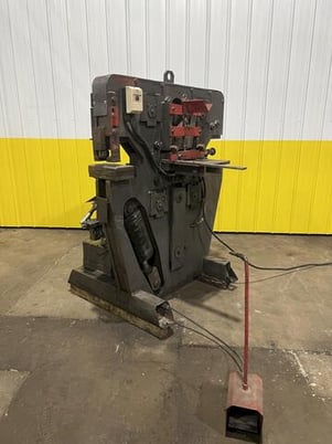 6" x 6" x 1/2" Edwards #Jaws-IV, hydraulic ironworker, 100 ton, 12 ...