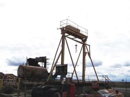 Mar #5-TON, Log Trailer Loader, 5 Ton, 15 HP crane drive for Sale ...