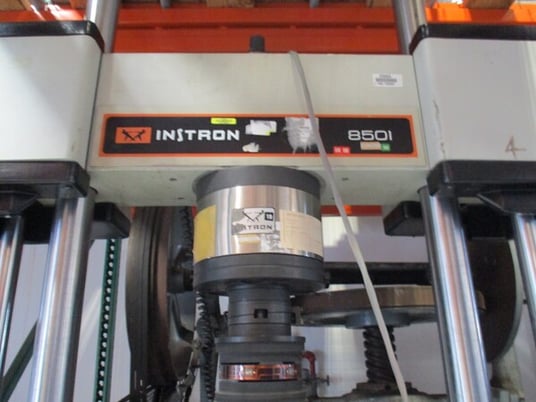 Instron #8501, Servo Hydraulic / Tension - Compression - Fatigue Test ...