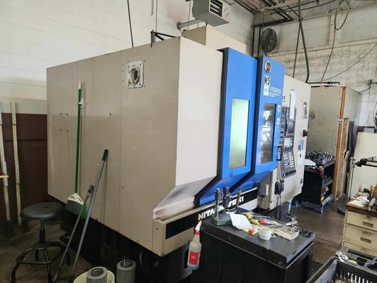 Hitachi-Seiki #VS50, 30 side mount tool changer, 40" X, 20" Y, 18" Z ...