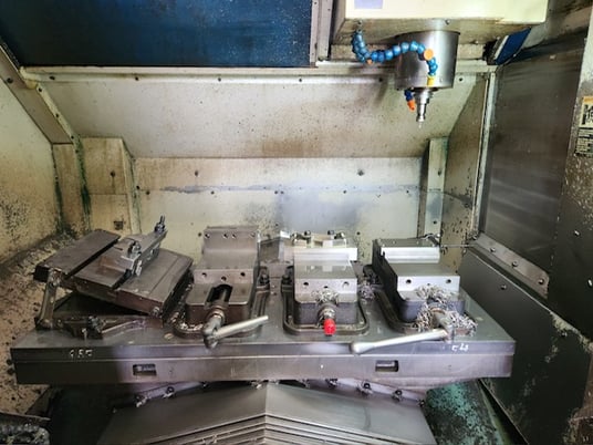 Hitachi-Seiki #VS50, 30 side mount tool changer, 40" X, 20" Y, 18" Z ...