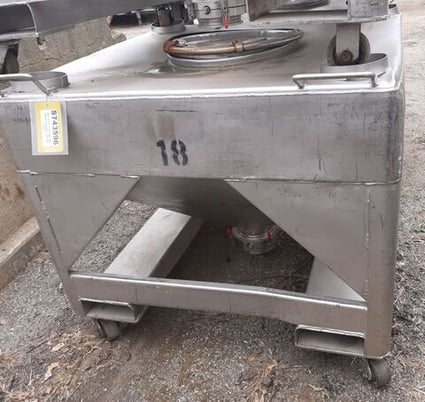 25 cu.ft., Flo-Bin, Tote Tank, Stainless Steel, 190 gallon, 45" x 46" x ...
