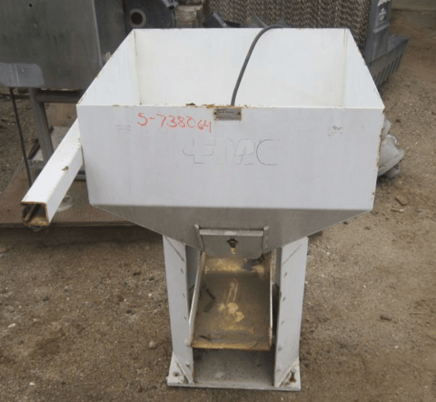 7" wide x 1' long, Syntron #SCR-18, Vibratory Feeder, 5 cu.ft. hopper ...