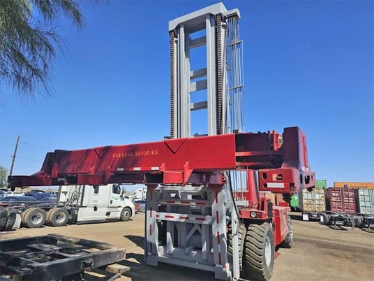 125443 lb. Kalmar #KLMV42-1200, 95595 lb. @ 48" load center, 394" lift ...