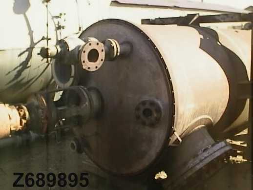 2000 gallon Patterson, Stainless Steel Tank, 5' diameter x 13' 9 ...