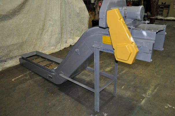 Mayfran, 11' Z style scrap conveyor, 5' base leg, 14" belt w/ flights ...