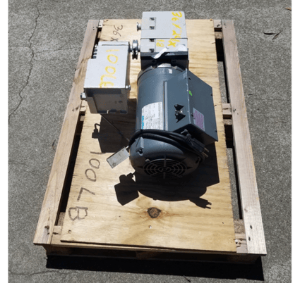 Leybold Trivac #D8B, Stainless Steel vacuum pump, 3/4 HP, 3/4" inlet ...