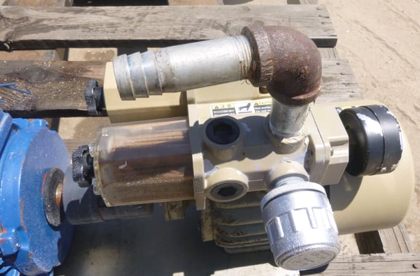 Orion #KRX-6, dry vane vacuum pump, 2.4 HP, serial #620157 for Sale ...