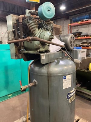 34.4 cfm, 175 psi, Saylor Beall, reciprocating air compressor, 10 HP, 2 ...