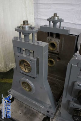 8 Stand, Yoder #M2-1/2, rollformer, 2-1/2" spindle diameter, 14" roll ...