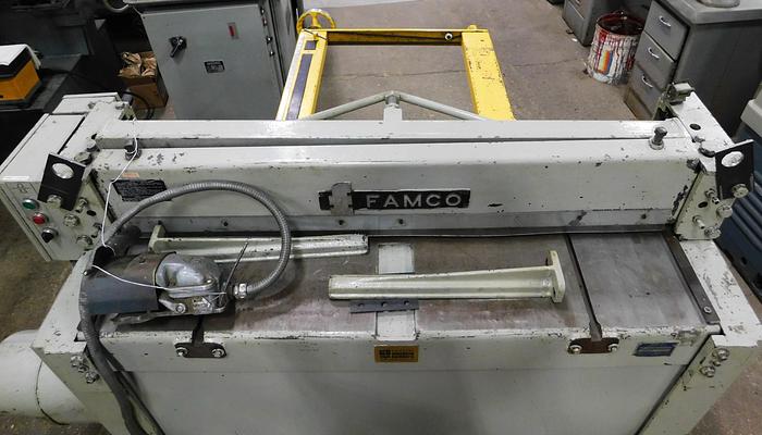12 gauge x 4' Famco #1252, mechanical shear, (2) 20" arm supports, 24 ...