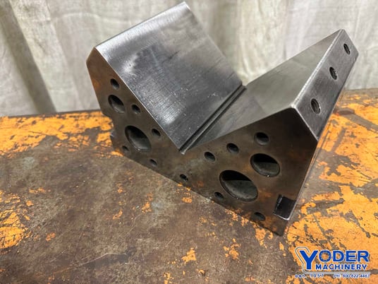 Saddle V blocks, 6" x 3", 1 set for Sale | Surplus Record