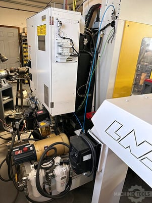 Fanuc #Robodrill-a-D21SiB5, vertical machining center, 21 automatic ...