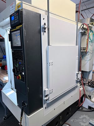 Fanuc #Robodrill-a-D21SiB5, vertical machining center, 21 automatic ...