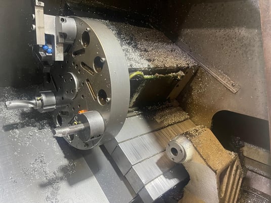 Haas #HL-4, CNC turning center, 24" swing, 10" chuck, 2.5" bar, 34" centers, 14.5" dia., 3400 ...