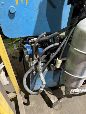 Hall #HM3, molding machine with hydraulics & controls with PLC, 48" x48 ...