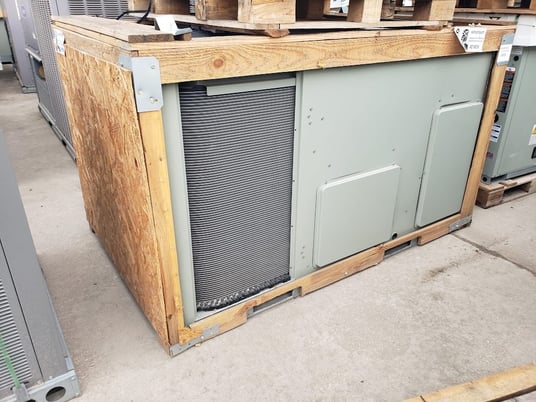 2.5 Ton, Trane Precedent #YSC033G4ELA0000, package unit, convertible to ...