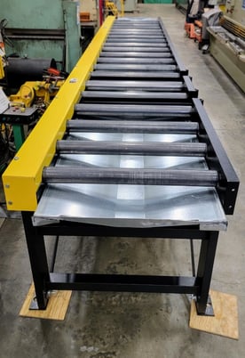 36" wide x 10' long, Hyd-Mech, powered infeed conveyor, pneumatic ...