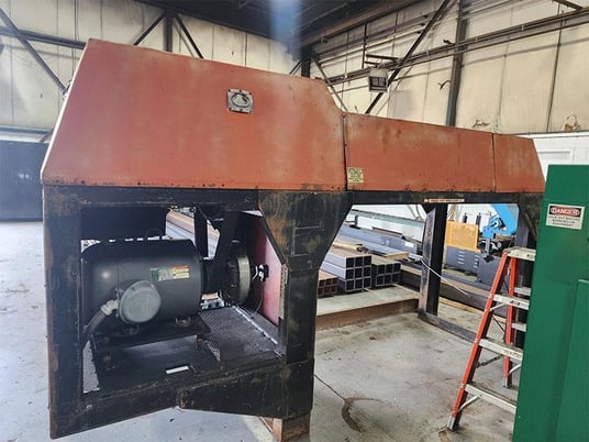 Excalibur #1042-60, dual-shaft shredder, 60 HP, 42" x 25" open, Control ...