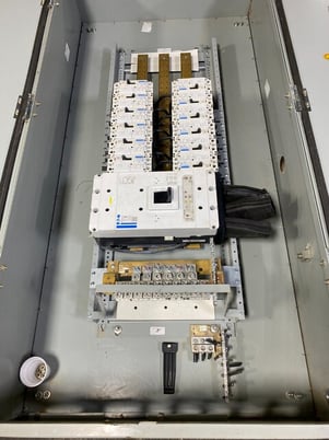 1200 Amp. Eaton, PRL4, PDG53M1200E4RN, panelboard, vertical, 3R ...