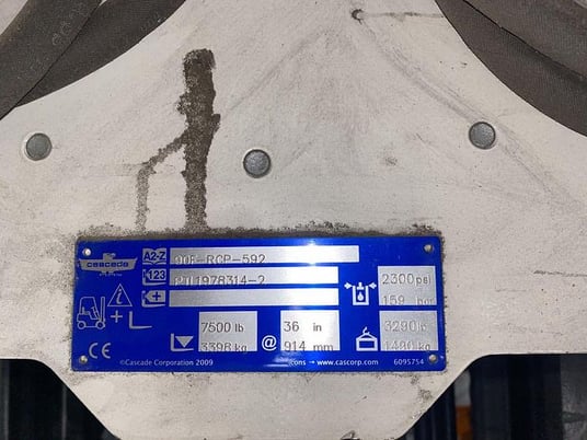 Cascade #90F-RCP-592, 72" paper roll clamp for Sale | Surplus Record