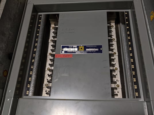 200 Amp. Square D, NQOB, Panelboard, 30 Space, 3 phase, 4 Wire, 120/208 ...